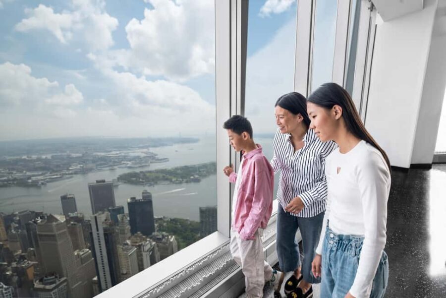 9/11 Memorial & Ground Zero Tour with One World Observatory - Visiting St. Paul’s Chapel and Trinity Church