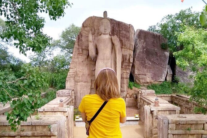 9 Days Sri Lanka tour package - Day 3: Anuradhapura and Sacred Sites