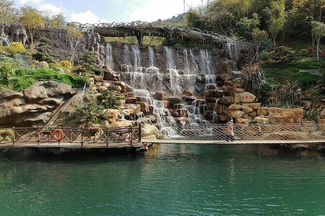 9-Hour Gulong Gorge and Huangteng Gorge Glass Bridge Private Tour - Whats included and what’s not?
