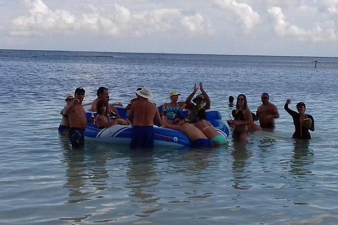 A beach day with open bar, lunch and snorkeling LOS ARRECIFES RESTAURANT - Who Should Consider This Tour?
