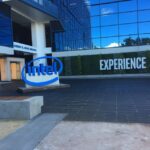 A Custom Group Tour of Silicon Valley with driving service - Apple Park from the Visitors Center