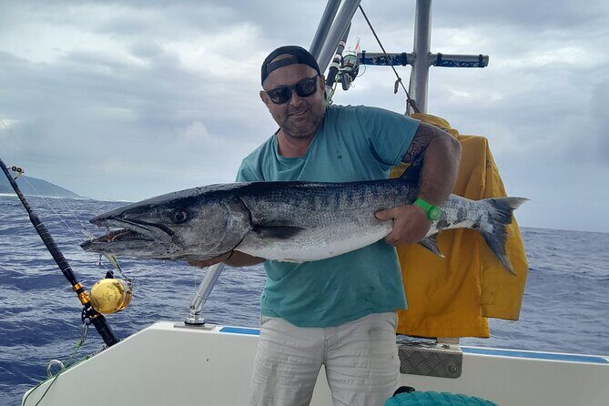 A Day of Big Game Fishing in a small group - The Hunt for Sea Giants
