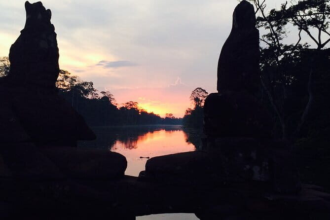 A Day Trip Angkor Wat Temples With Sunrise by English Speaking Tour Guide - What’s Included and What’s Not