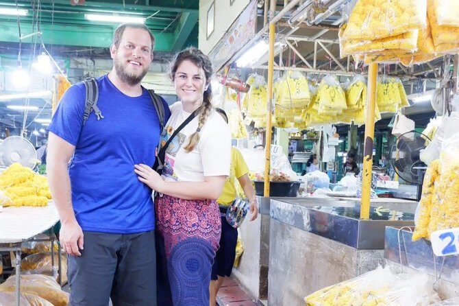 A night at the market - Transportation, Timing, and Group Size