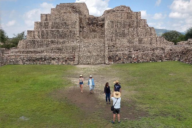 A not crowded Archaeological tour in Cañada de la Virgen - A Deeper Look at the Itinerary