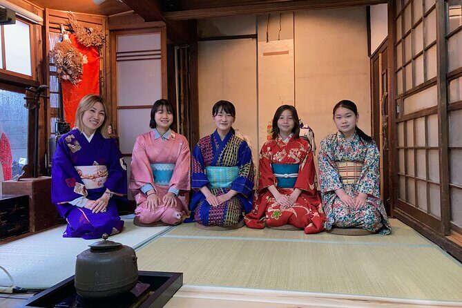 A Unique Antique Kimono and Tea ceremony Experience in English - The Experience: What You Can Expect