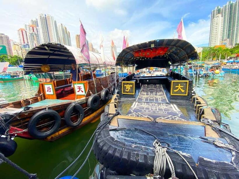 Aberdeen Food Tour | Private Sampan+Noodles+Floating Kitchen - An In-Depth Look at the Aberdeen Food Tour