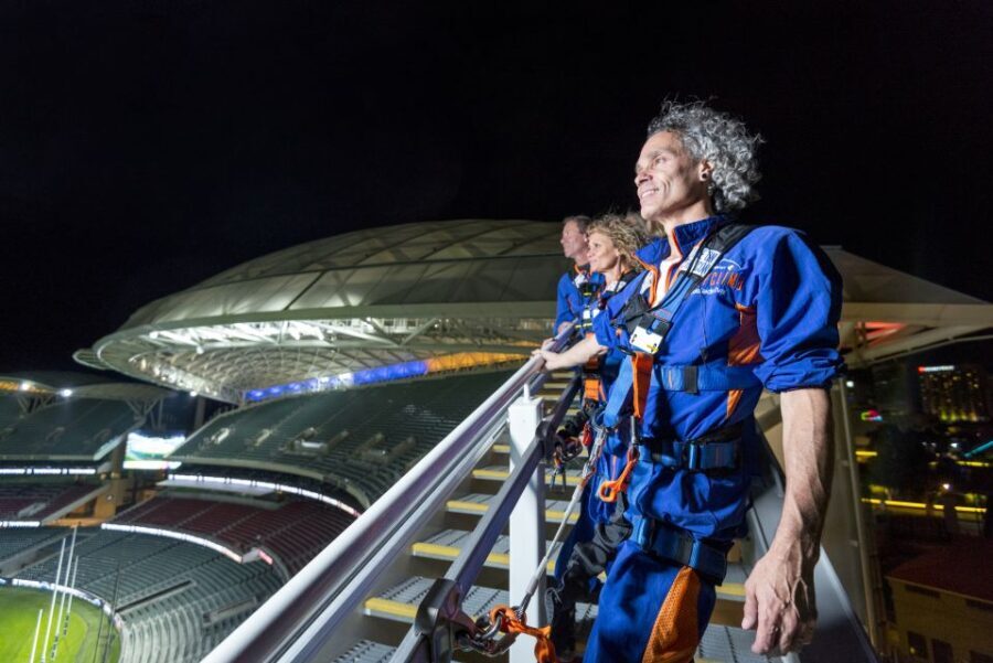 Adelaide: Adelaide Oval Night Roof Climb with Drink - Celebrating with a Coffee-Partnered Cocktail
