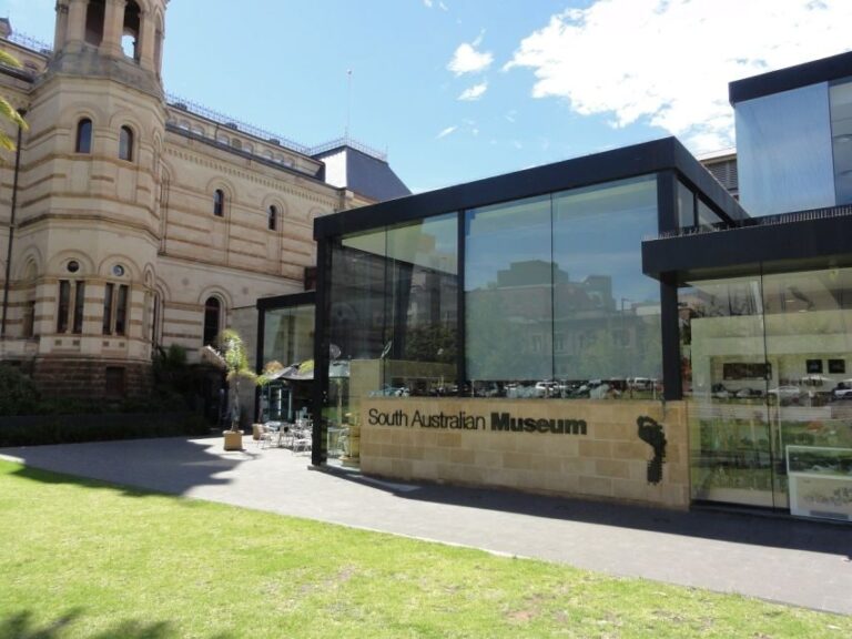 Adelaide: Half-Day City Highlights, Mt. Lofty, and Hahndorf - The Drive to Mount Lofty