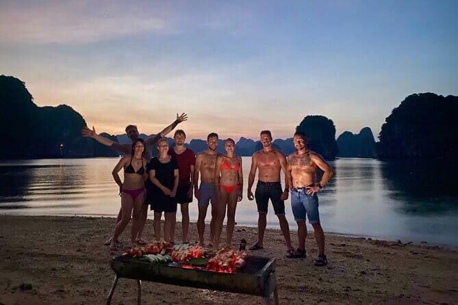 Admire Sunset View,Plankton Bioluminescent Night Kayak Lan Ha Bay - Discovering Lan Ha Bay: A detailed look