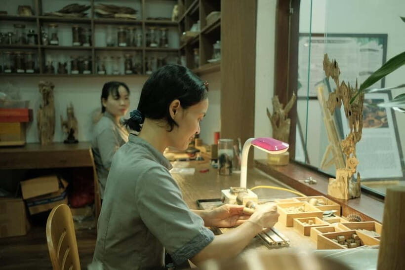 Agarwood Workshop Visit With Vegan Lunch With Local Monks - Who Will Love This Experience?