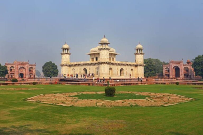 Agra: Agra fort express entry tickets - What to Expect on Your Visit