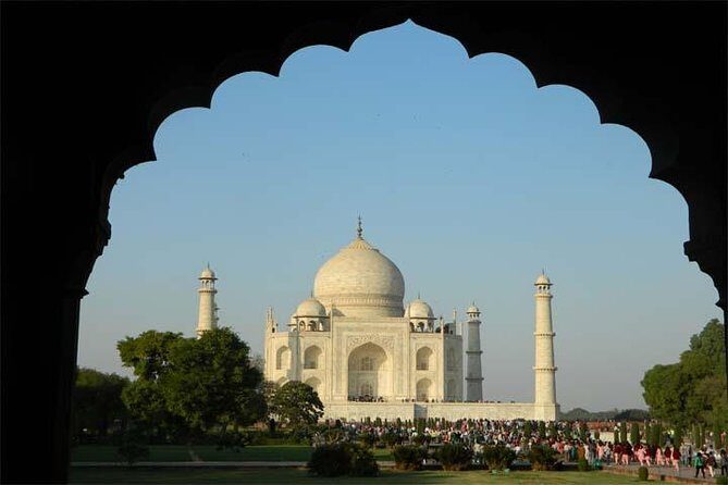 Agra Half-Day Tour of Taj Mahal and Agra Fort - The Magnificence of Agra Fort