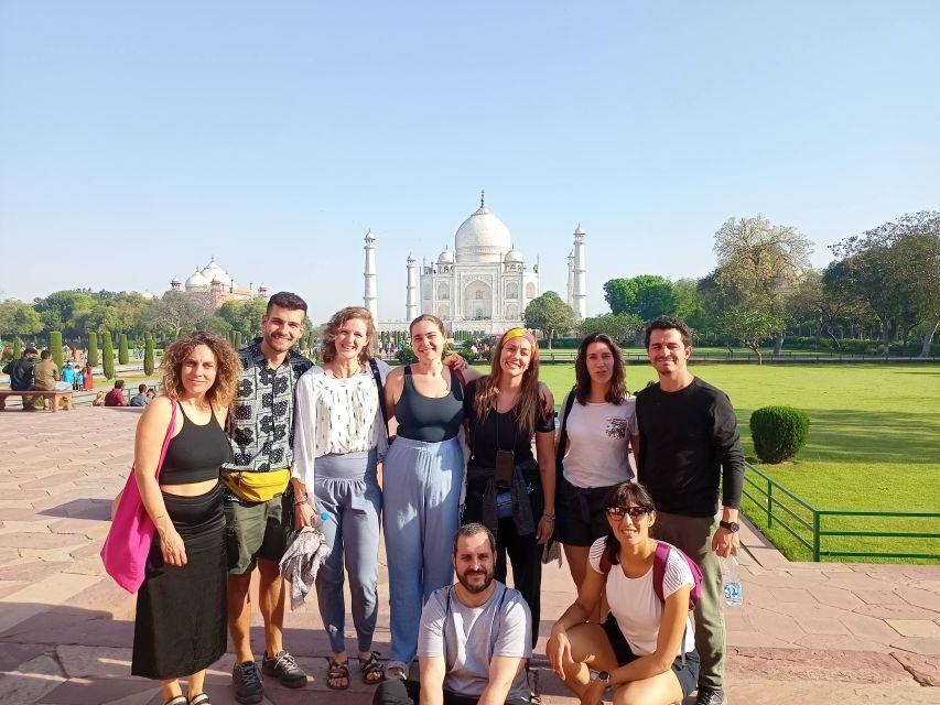 Agra in a Day: A Whirlwind Tour of History & Splendor - Navigation and Logistics