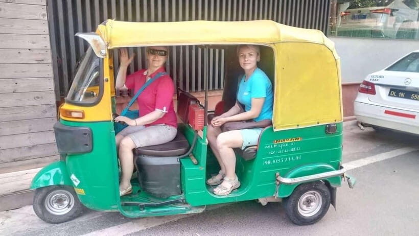 Agra: Street Food Walking Tour, Spice Market, & Tuk-tuk Ride - Why This Tour Works Well for Travelers