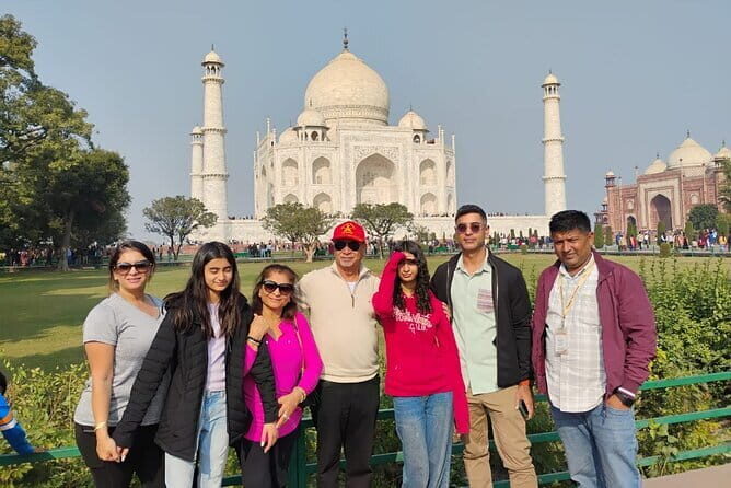 Agra: Taj Mahal Express visits with english speaking guide - The Sum Up