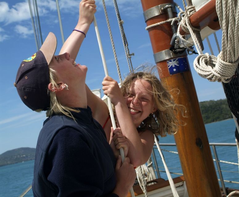 Airlie Beach: Providence Whitehaven Day Sail with Snorkeling - Visiting Whitehaven Beach and Hill Inlet Lookout