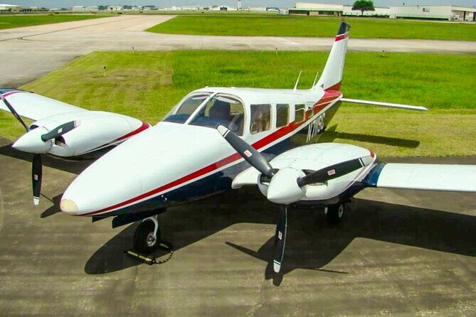 Airplane Transfer between Ratmalana Airport (RML) and Weerawila Airport (WRZ) - Why Consider This Helicopter Transfer?