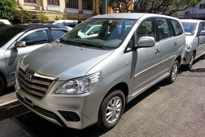 Airport Pick up (From Da Nang Airport to Hotel in Hoi An) 7 Seat Car - The Vehicle and Comfort