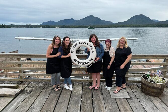 Alaskan Salmon Cooking Class & Dining Experience - The Experience in Detail