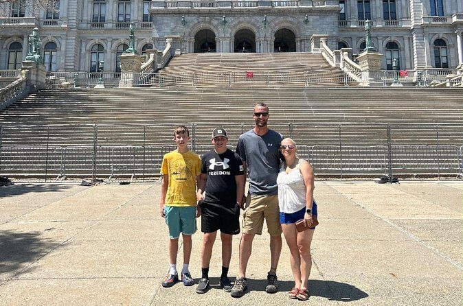 Albany Scavenger Hunt Interactive Walking Tour - Who Should Consider This Tour?