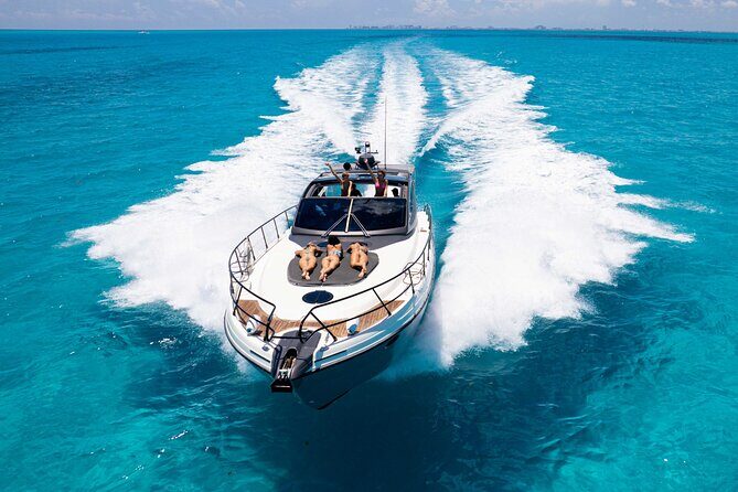 All Inclusive Cancun: Coast & Fun 4 hrs Luxury Yacht 50' Cranchi - Who Should Think Twice