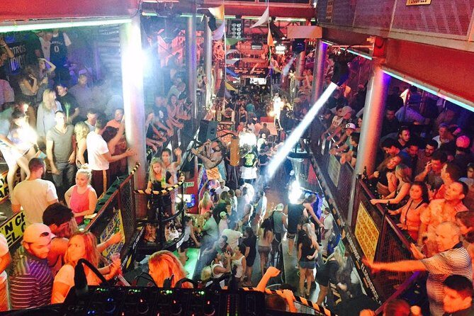 All you can drink (3 hrs) - El Squid Roe Los Cabos - Frequently Asked Questions