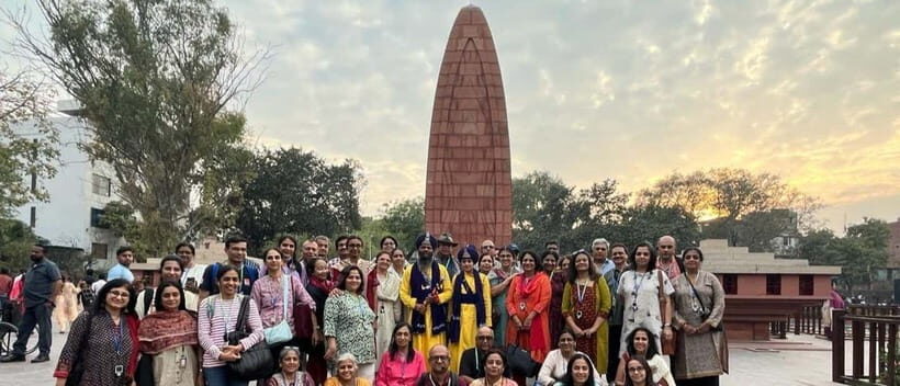 Amritsar: Golden Temple and Jallianwala Bagh Guided Tour - The Experience: What To Expect on the Tour