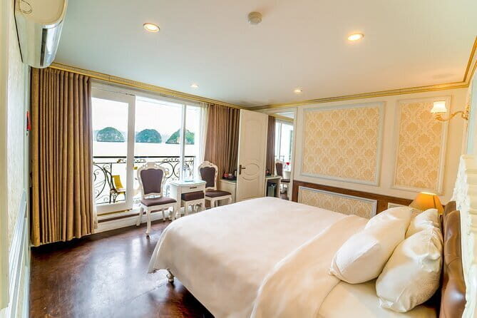 Aquamarine Cruise Luxury in Halong Bay from Hanoi Expressway - The Real Value in This Tour