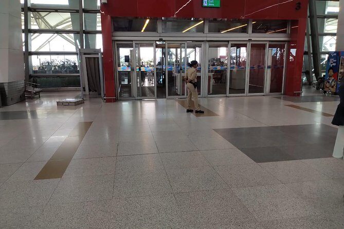 Arrival Meet & Assist service at Delhi Airport with optional Private transfer - Real Travelers’ Perspectives