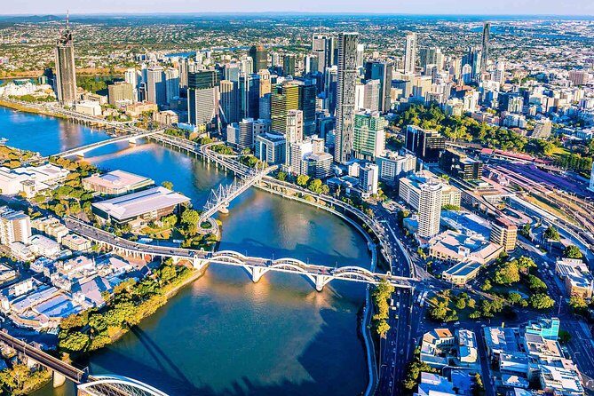 Arrival Private Transfer: Brisbane Airport BNE to Brisbane in Luxury Van - A Deep Dive into What You Can Expect