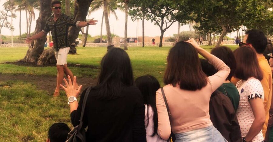 Art Deco & History Walking Tour with Design Enthusiast - The Experience Overview