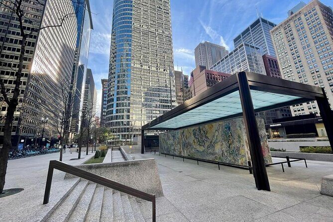 Art of a City Downtown Chicago Exclusive Guided Walking Tour - What to Expect from the Experience