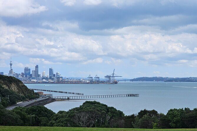 Auckland City Highlights Tour - Wintergarden Auckland Domain: A Blend of Nature and Heritage