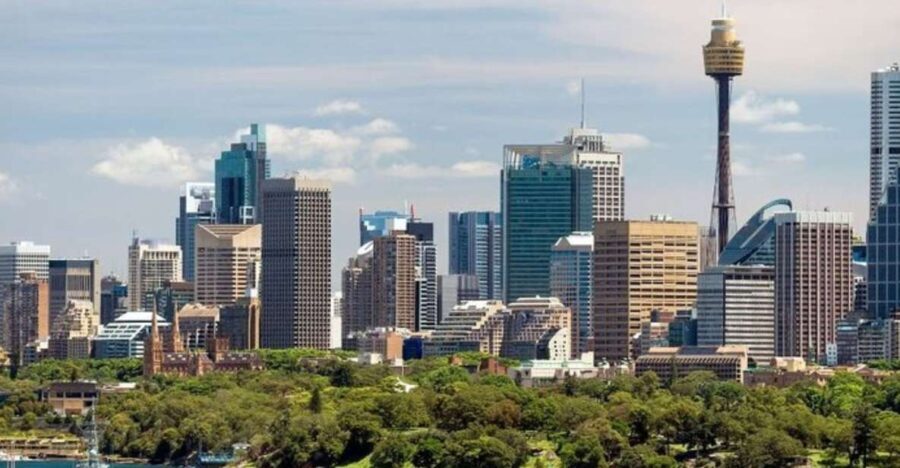 Auckland: Private Customizable Walking Tour with Local Guide - The Highlights and How They Enhance Your Visit