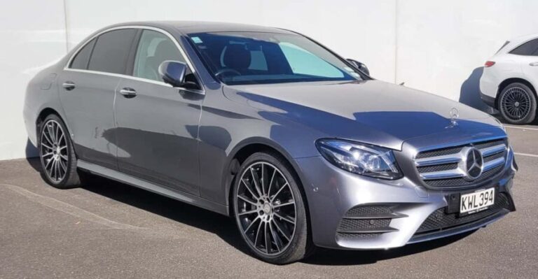 AUCKLAND: PRIVATE Journey with Guide to Hobbiton Movie Set - Why Choose a Private Tour?