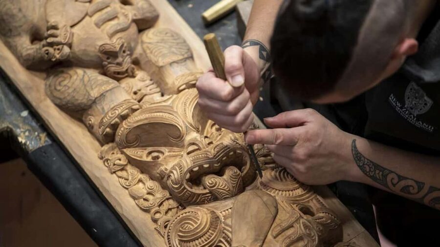 Auckland: Rotorua Highlights with Te Puia Tour, Show & Lunch - The Value of This Tour