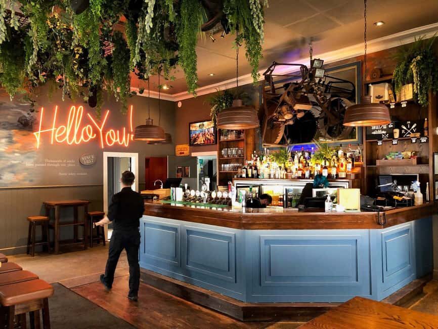 Auckland: Scenic Boat Cruise to the Riverhead Tavern - Exploring Auckland From the Water