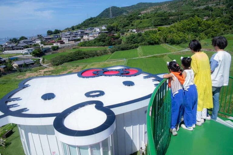 Awaji Hello Kitty Apple Land Admission Ticket - Key Points