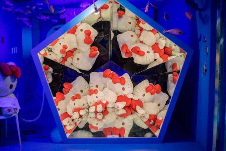 Awaji Hello Kitty Smile admission Ticket - Who Will Love This?