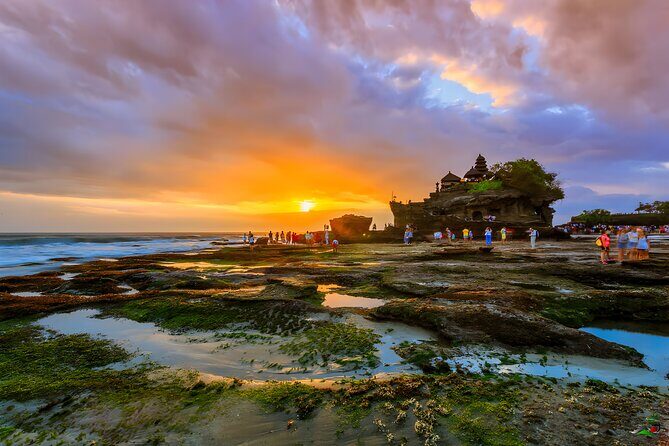 Ayung River Rafting and Ulun Danu Temple - Tanah Lot Temple Tour - The Itinerary: What to Expect