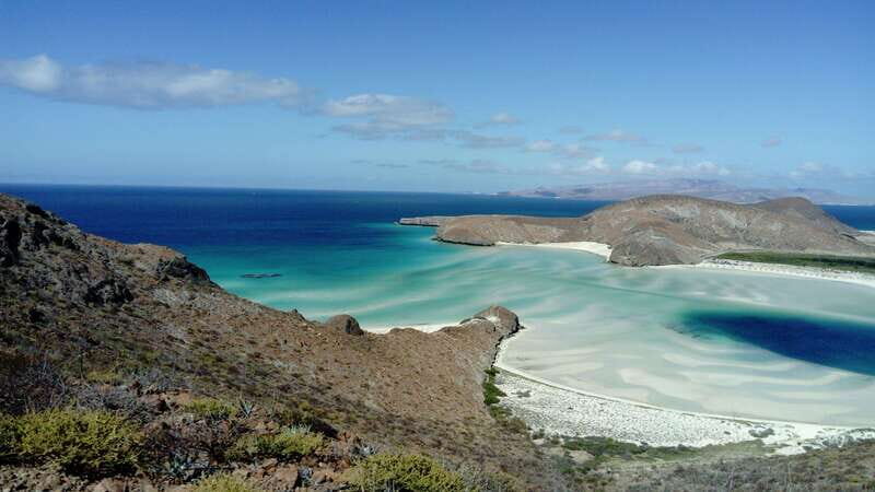 Balandra Adventure: Hike, Kayak, and Snorkel - An In-Depth Look at the Tour Experience