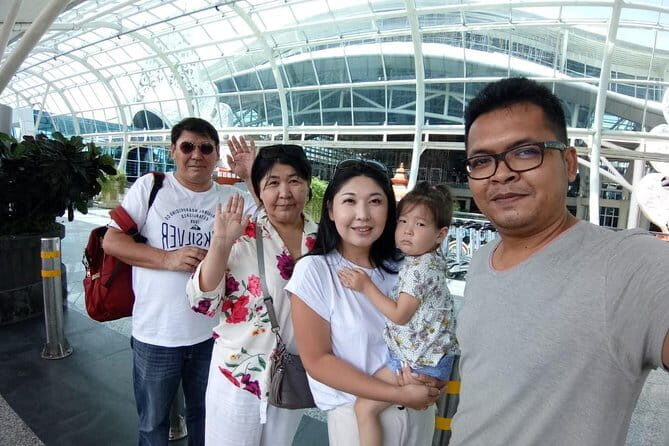 Bali airport transfer check in or check out Seminyak area - Key Points