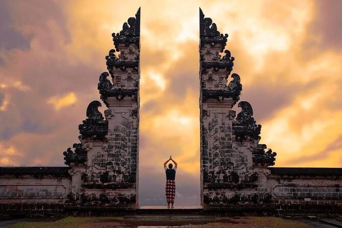 Bali Gate of Heaven and Hidden Waterfall privatel Tour - Detailed Breakdown of the Itinerary