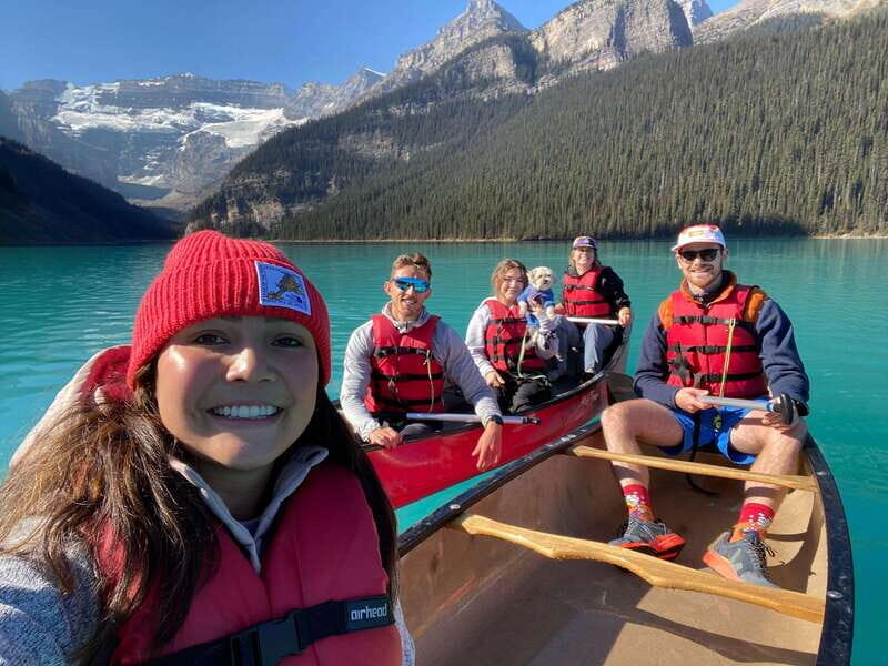 Banff/Canmore: Moraine Lake & Lake Louise Combo Tour - Transport & Group Size