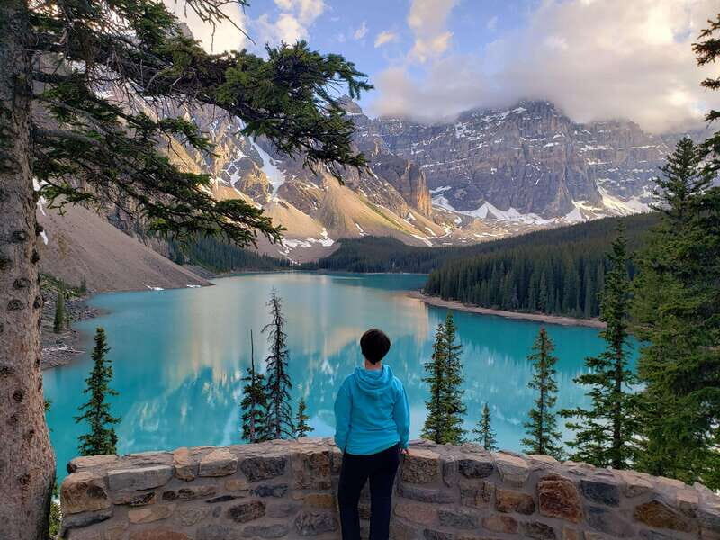 Banff/Canmore- Moraine Lake & Louise-Morning or Sunset Tour - Is It Worth the Price?