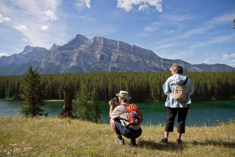 Banff: Guided Nature Walk with Bear Country Safety Tips - The Value of a Knowledgeable Guide