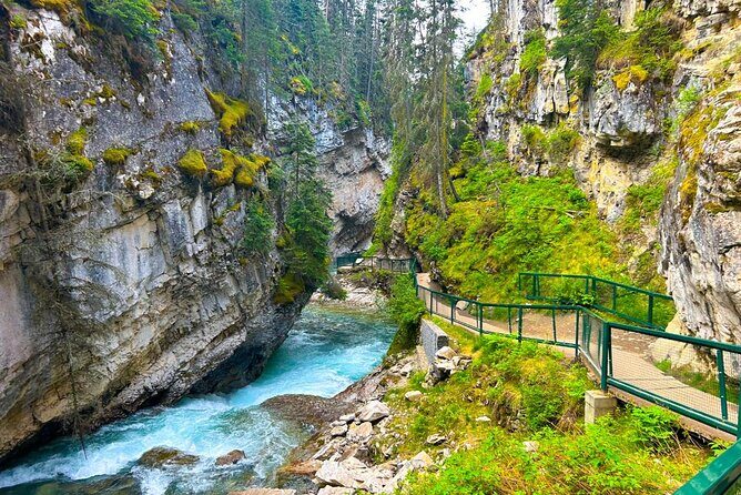 Banff Highlights Tour Louise, Johnston and Minnewanka Shared Tour - Who Is This Tour Best Suited For?