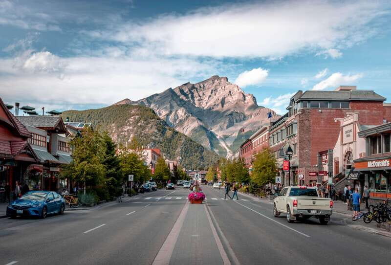 Banff: In-Depth Banff Area & Canyon Day Tour - What’s Included and What’s Not?