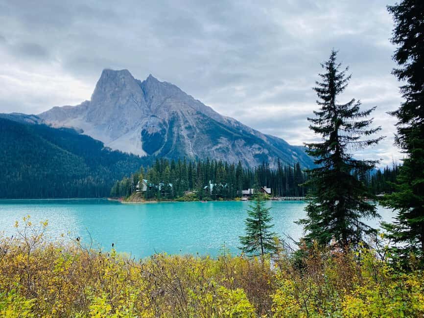 Banff Lake Louise, Moraine, Emerald Lake and Johnston Canyon - The Sum Up